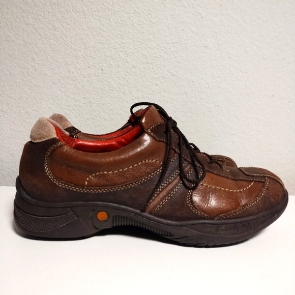 Gravity Defyer | Shoes | Defy Gravity Suede And Leather Shoes | Poshmark